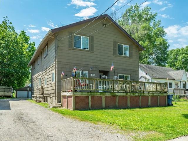 1439 Henderson Ave, Des Moines, IA 50316