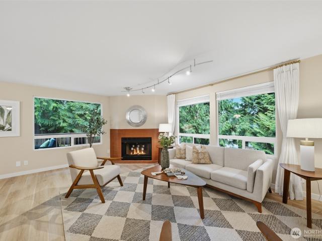 1439 th Avenue SE