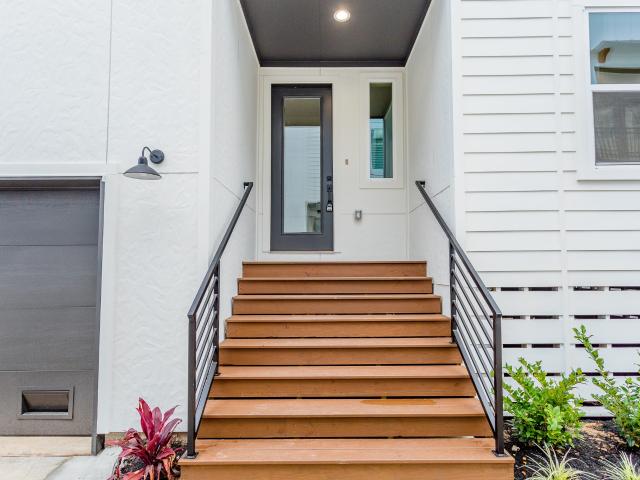 1439 W 25th St, Unit B, Houston, TX 77008 | MLS #60027 | Compass