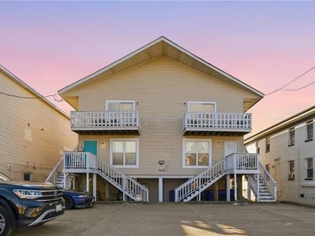 1439 W Ocean View Ave, Norfolk, VA 23503