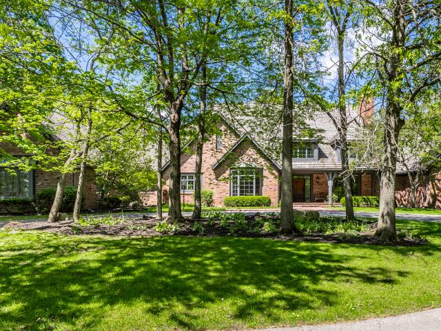 14300 Oakbrook Ct, Carmel, IN 46033 | MLS #22099 | Compass