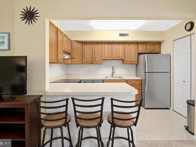 14301 Tunnel Avenue # 3G