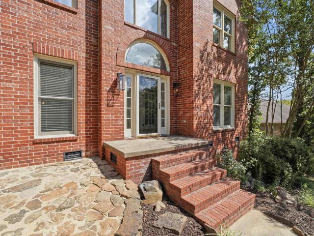 14301 Orleans Drive