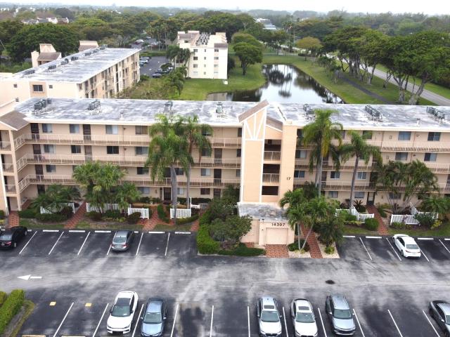 14307 Bedford Dr, Unit 302, Delray Beach, FL 33446 | MLS #B26017 | Compass