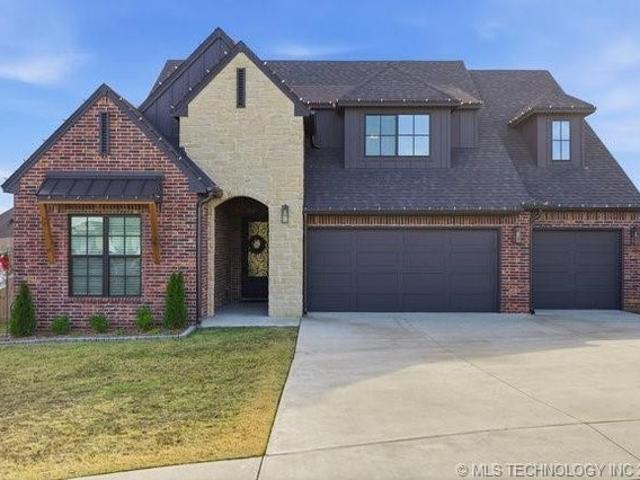 14308 E 95th Pl N, Owasso, OK 74055