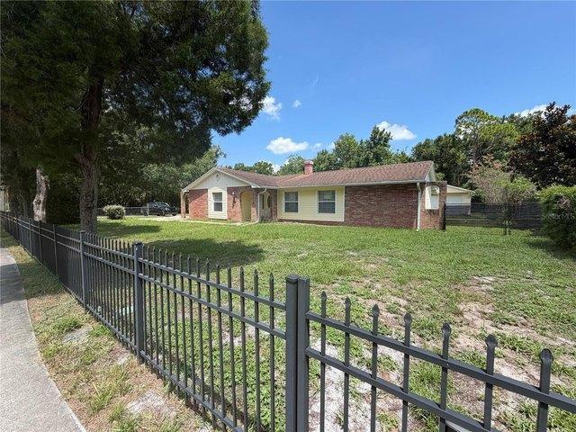 14309 Lake Price Dr, Orlando, FL 32826