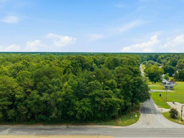 1430 Main St, Bonneau, SC 29431