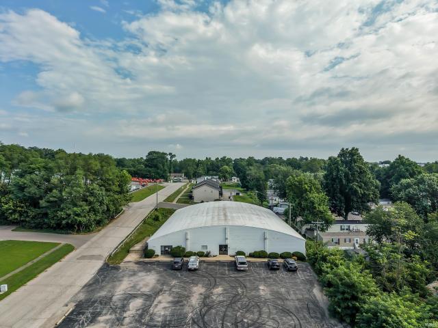 1430 N Willis Drive