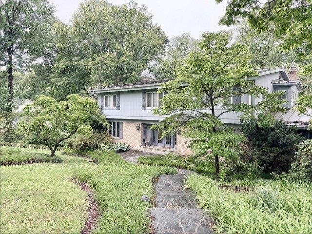 1430 Carrington Ln, Vienna, VA 22182