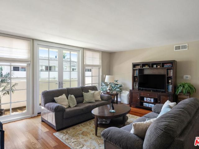 1430 Colby Avenue 102