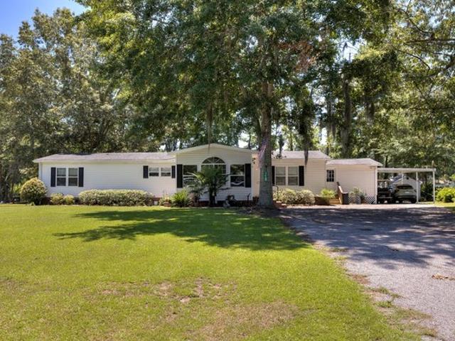 1430 Copeland Dr, Manning, SC 29102