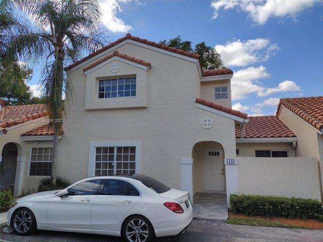 1430 Cottonwood Cir, Weston, FL 33326