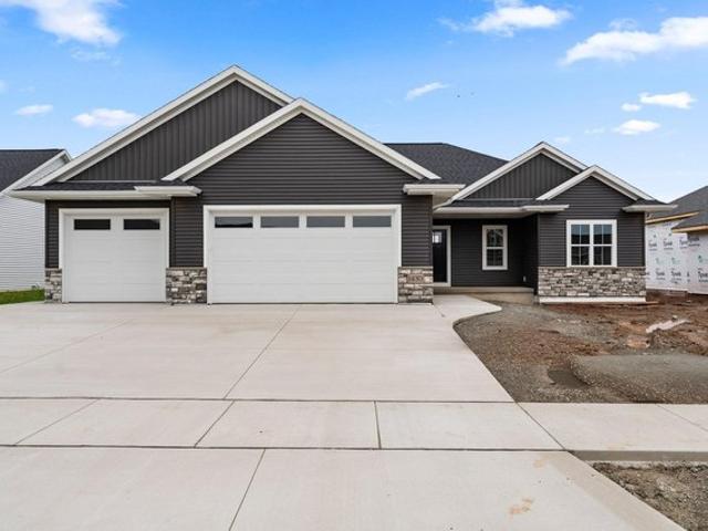 1430 Divinity Dr, De Pere, WI 54115