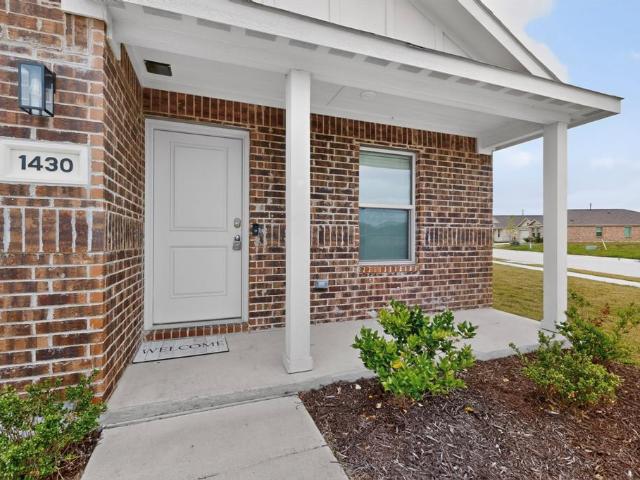 1430 Everett Gardens Way