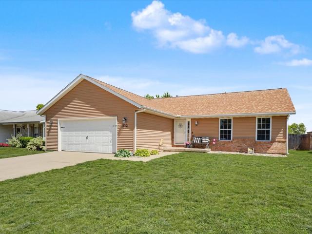 1430 Honeysuckle Lane