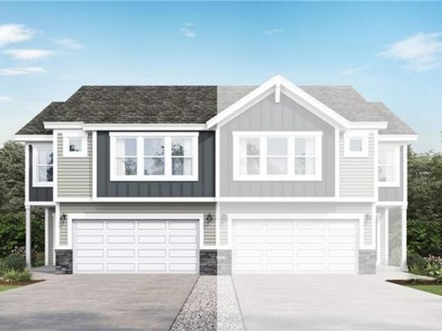 1430 S 4th St E, Louisburg, KS 66053