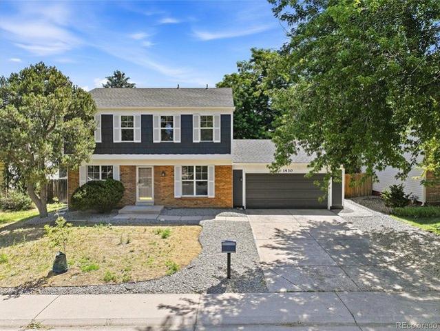 1430 S Vaughn Cir, Aurora, CO 80012