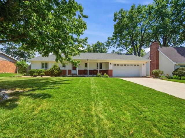 1430 W Tomar Ct, Peoria, IL 61614