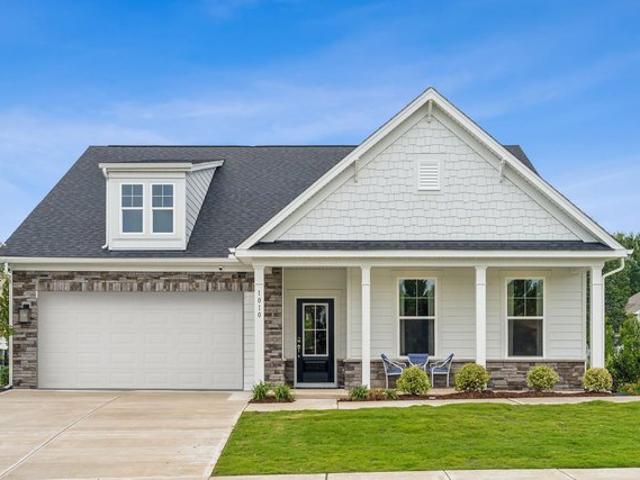 1430 Wharf Hill Dr, Smithfield, VA 23430