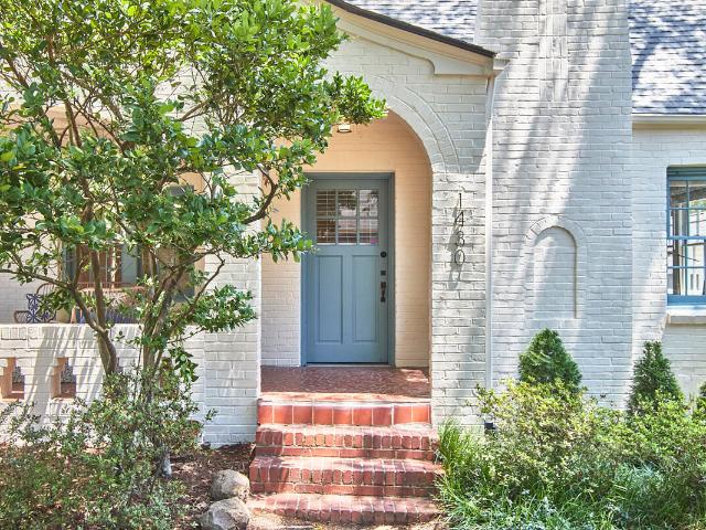 1430 Woodland Drive