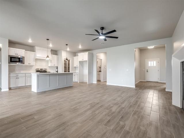 14313 Village Trail
