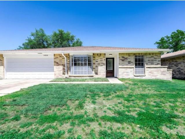 14310 Southline Rd, Sugar Land, TX 77498