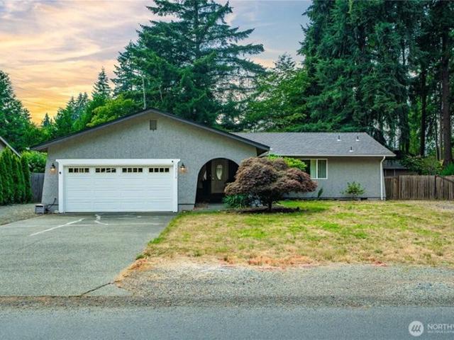 14314 th Avenue Ct E, Puyallup, WA 98374