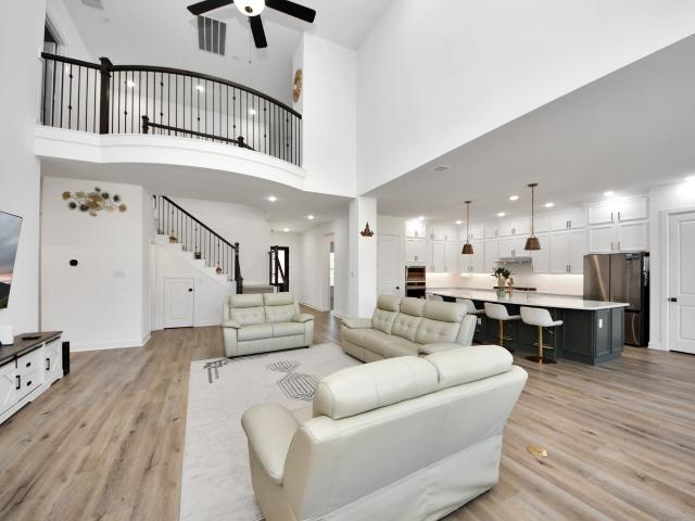 14314 Indian Laurel Way