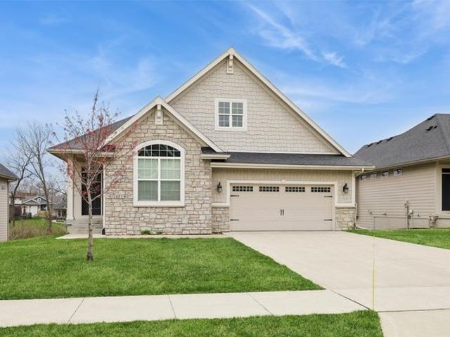 14319 Holcomb Ave, Urbandale, IA 50323