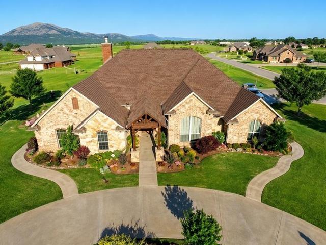 1431 NW Still Water Trl, Lawton, OK 73507