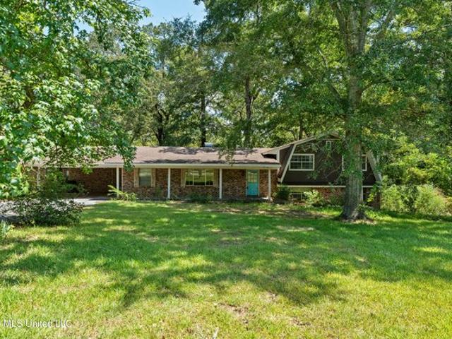 1431 N Highway 29, Ellisville, MS 39437