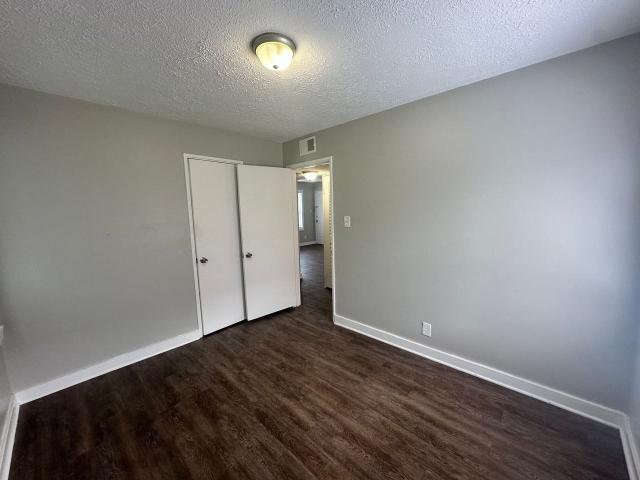 1431 Nightingale Road 2 Bedroom Apartment for Rent at 1431 Nightingale Rd, Louisville, KY 40213