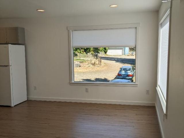 1431 Northlake Way Unit B