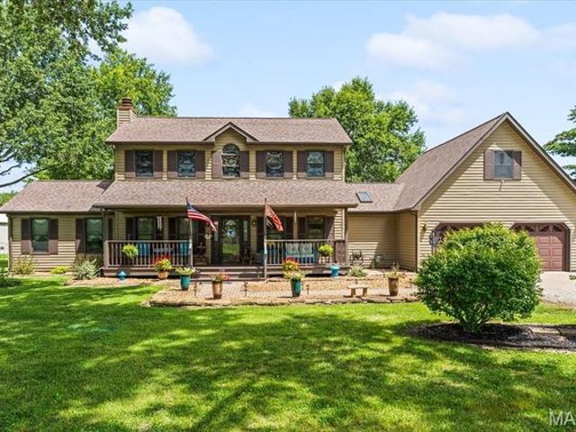 1431 Old State Route 13, New Athens, IL 62264