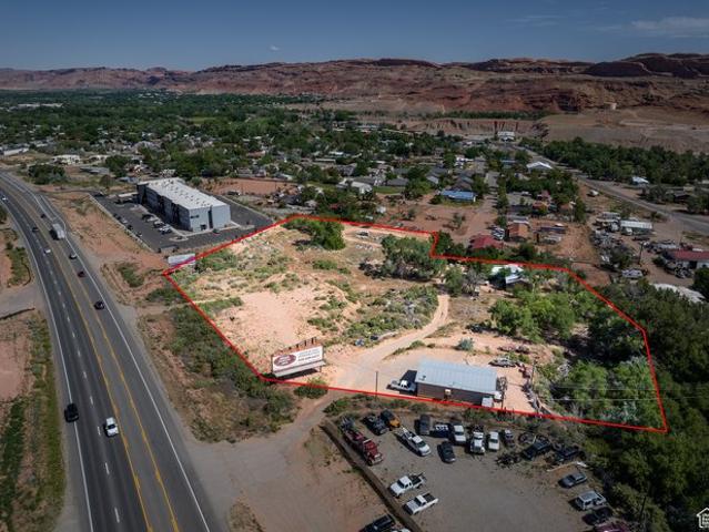 1431 Arnel Ln, Moab, UT 84532