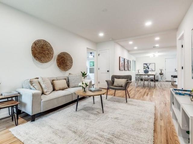 1431 Carson St, Dallas, TX 75216