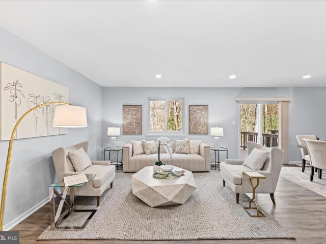 1431 Greenmont Court
