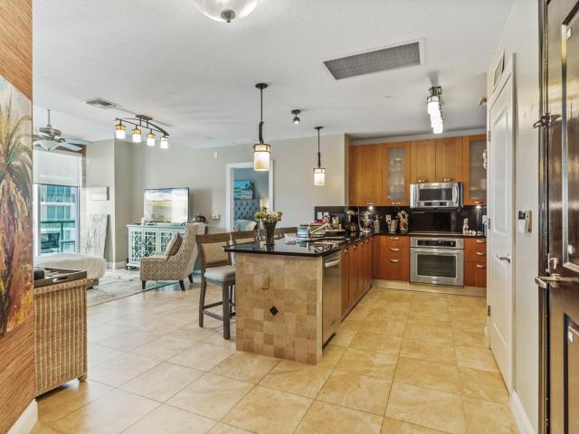 1431 Riverplace Blvd, Unit 1602, Jacksonville, FL 32207 | MLS #2137