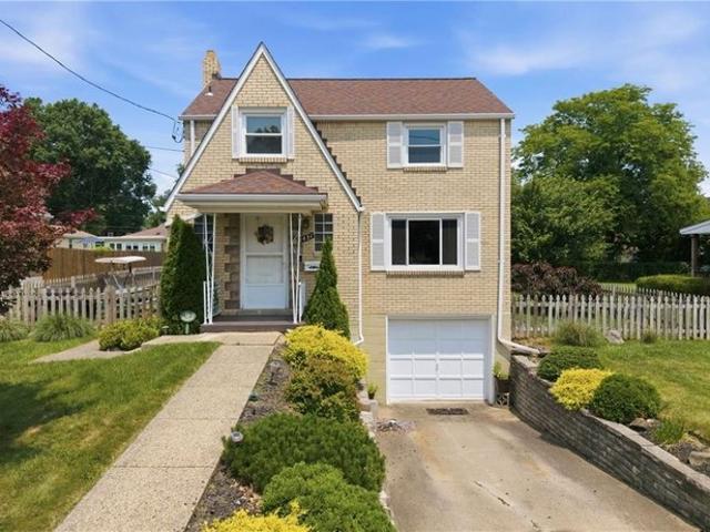 1431 Stanley Dr, Verona, PA 15147