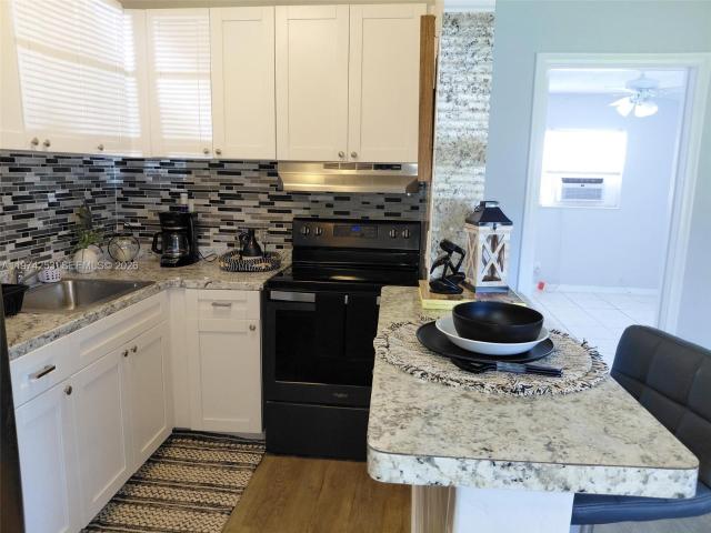 1431 SW 24th Ct, Unit 3, Fort Lauderdale, FL 33315 | MLS #A11974 | Compass