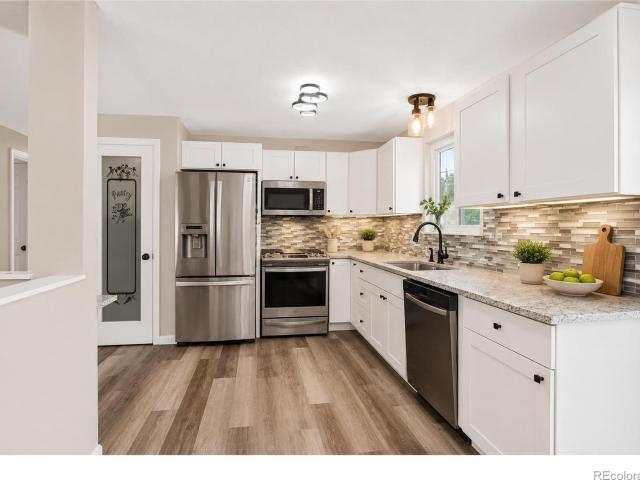 1431 S Magnolia Way