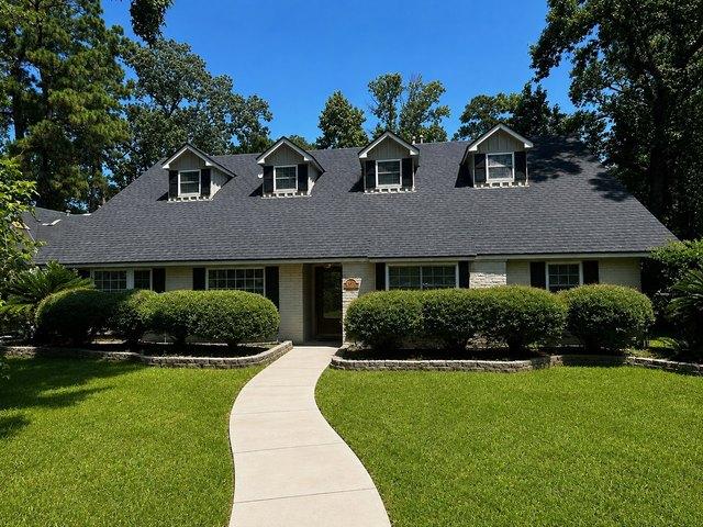 1431 Walnut Ln, Houston, TX 77339