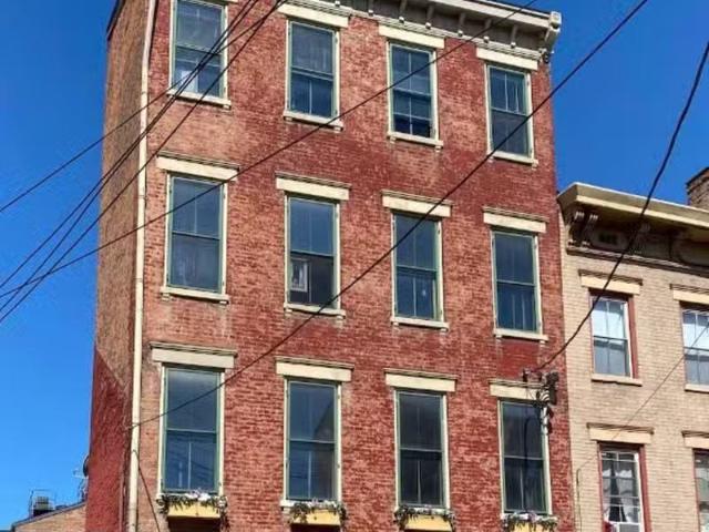 1431 Walnut St Unit 4 1431 Walnut St