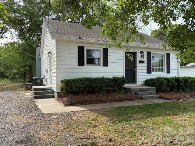 1431 3rd Street Place NE
