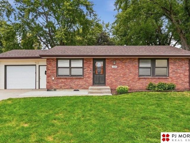 14320 Bradford Cir, Waverly, NE 68462