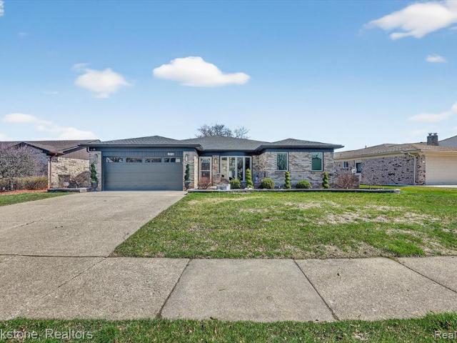 14327 Lakeshore Drive