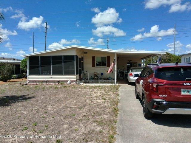 14324 Brookridge Blvd, Brooksville, FL 34613