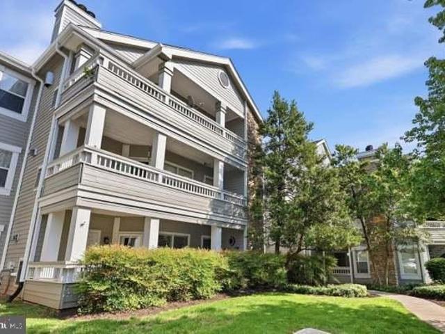 14324 Climbing Rose Way Apt 201, Centreville, VA 20121