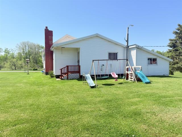 1432 Mile Road