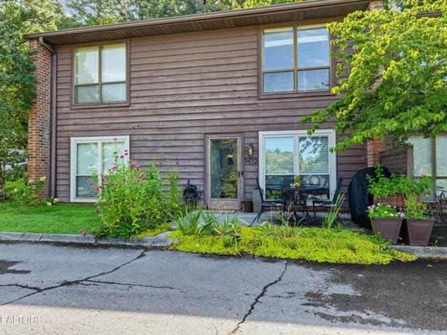 1432 Montvale Station Rd, Maryville, TN 37803